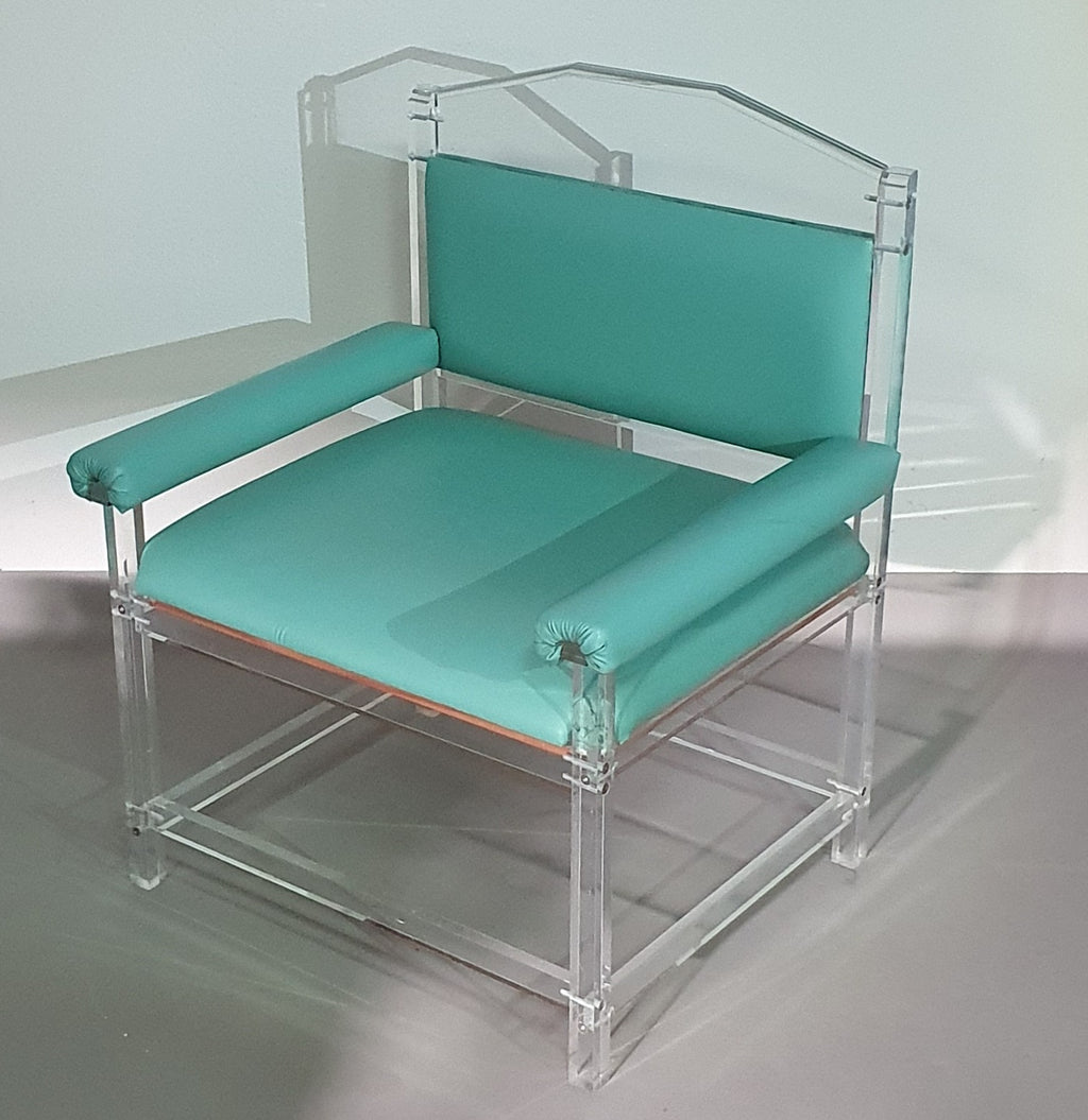 Rare perspex / acrylic chair / '80s – Logohuman